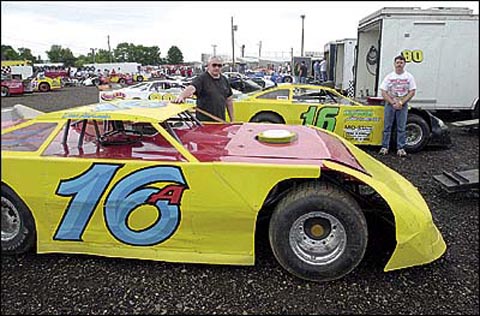 Dirtfans.com - Dean Alexander