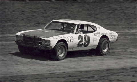 Dirtfans.com - Lloyd Ruth