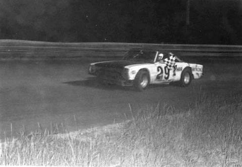 Dirtfans.com - Jerry "Medina" Smith