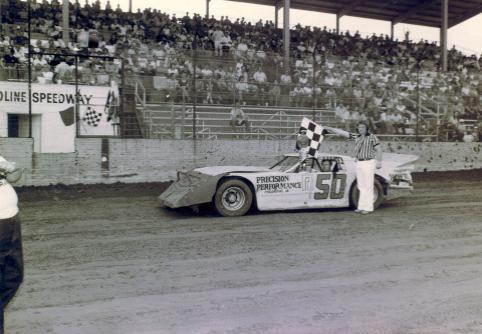 Dirtfans.com - Roger Dolan